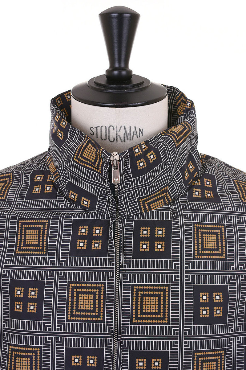 Lank greasy hair and unwashed cups - RampBoy